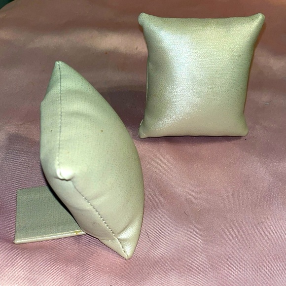 Jewelry | Watch Bracelet Jewelry Display Pillows With Removable Stand ...